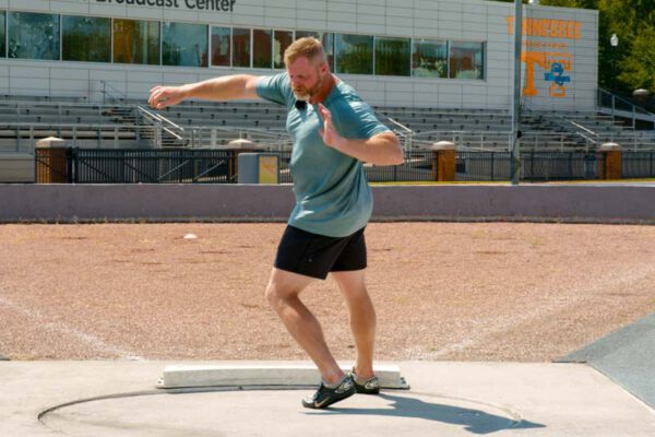 How To Throw The Shot Put - Definitive Step-By-Step Guide